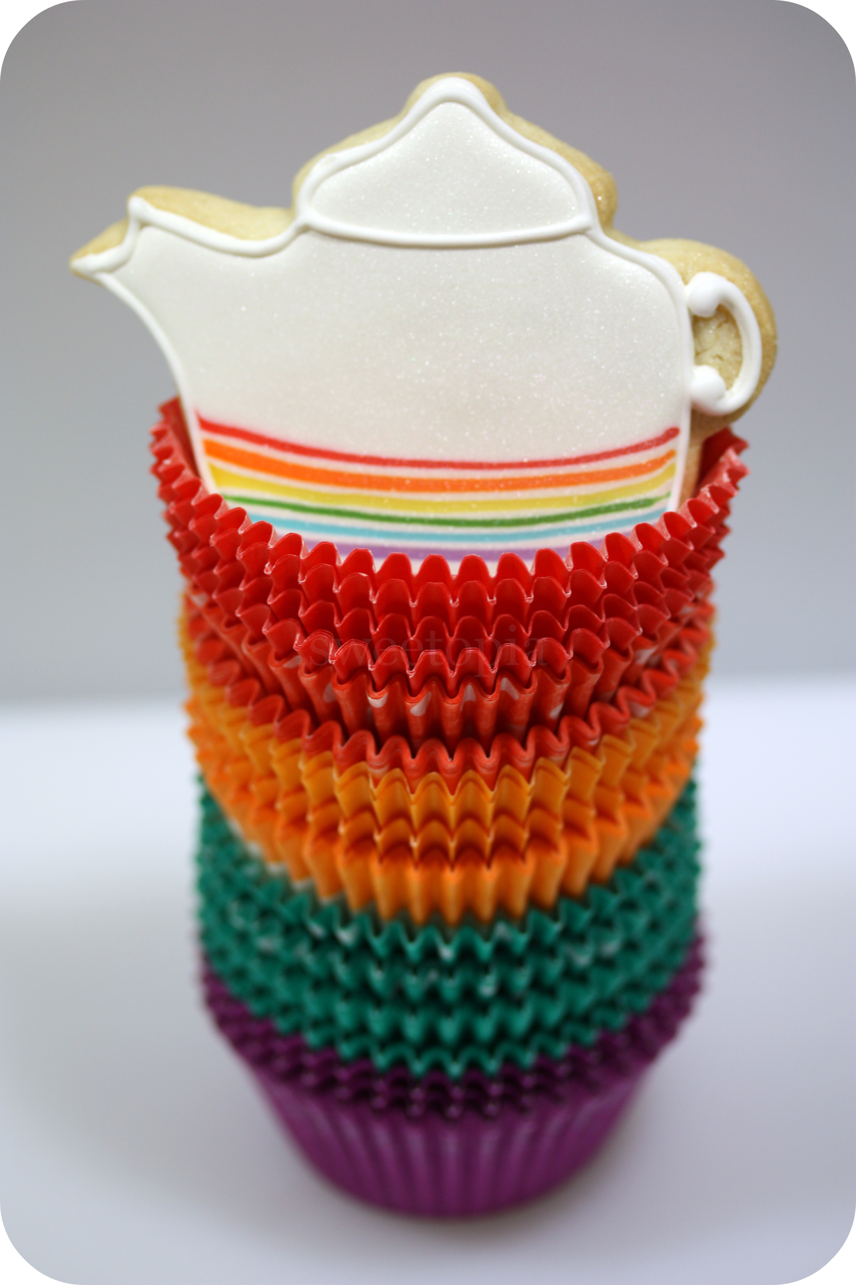 Rainbow Tea Party Cookies & Lollipop Flower Cupcakes | Sweetopia